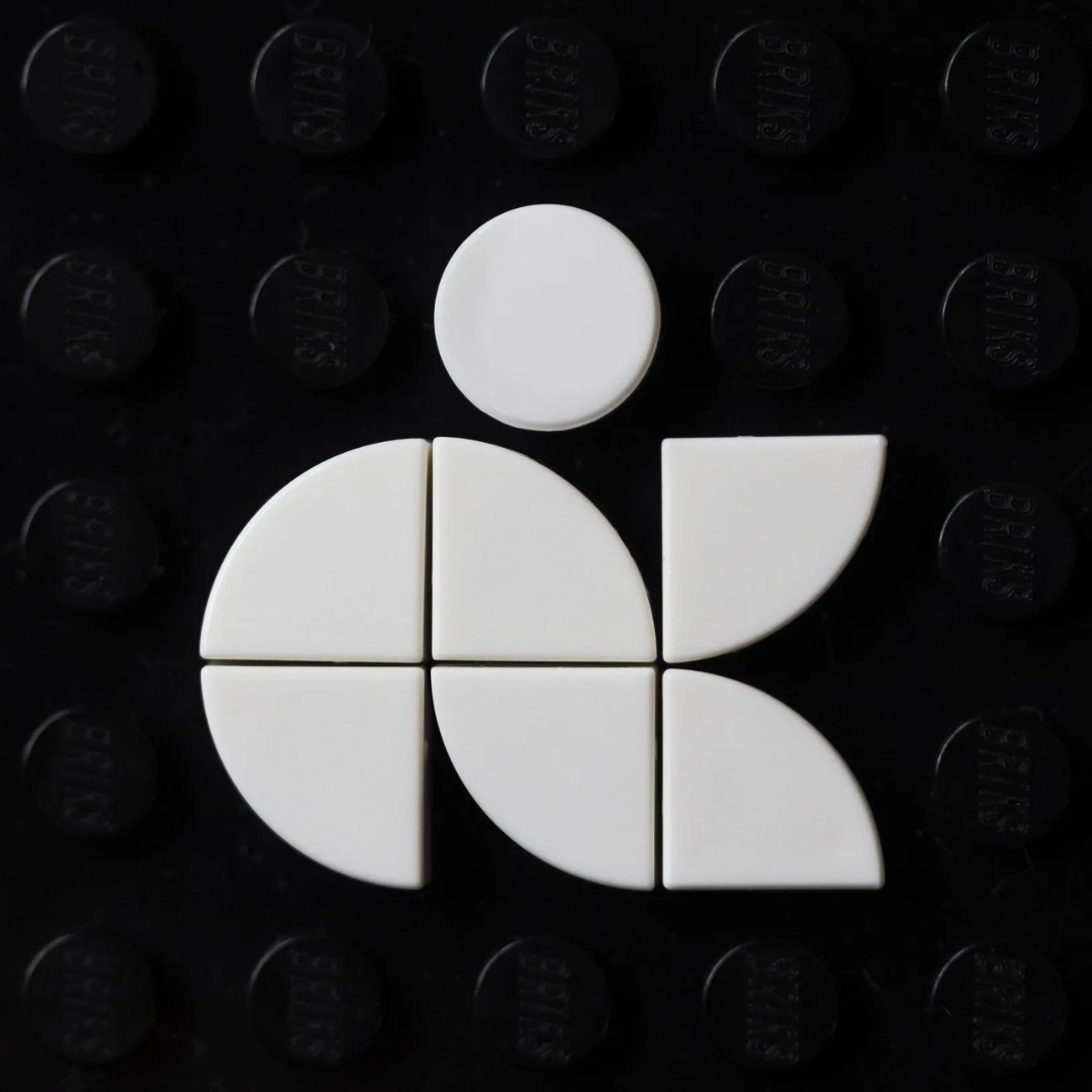 Brik Font: Craig Ward’s inventive typographic endeavor with LEGOs is ...