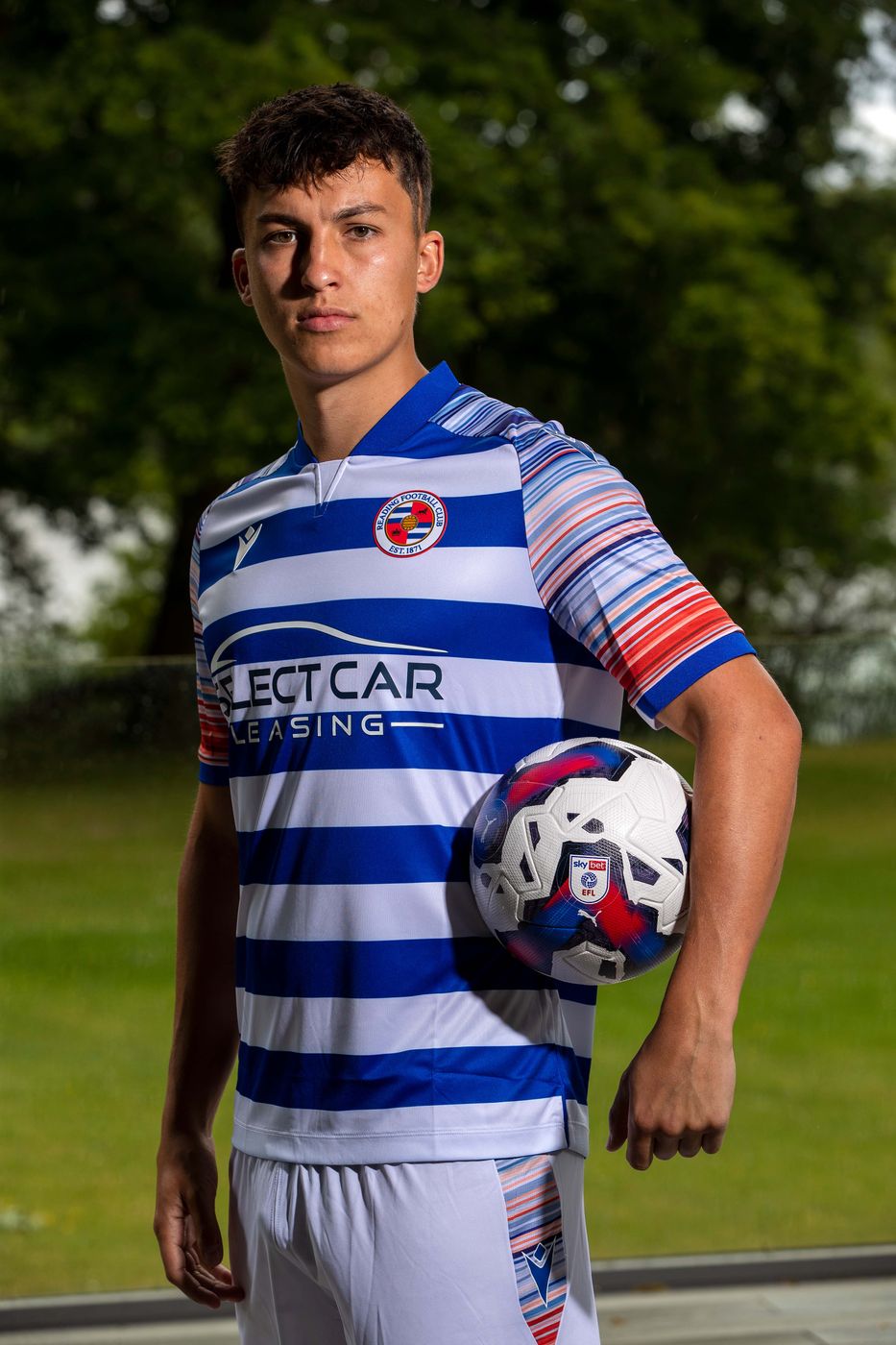 Warming stripes: from Reading FC’s football kit to Greta Thunberg’s ...